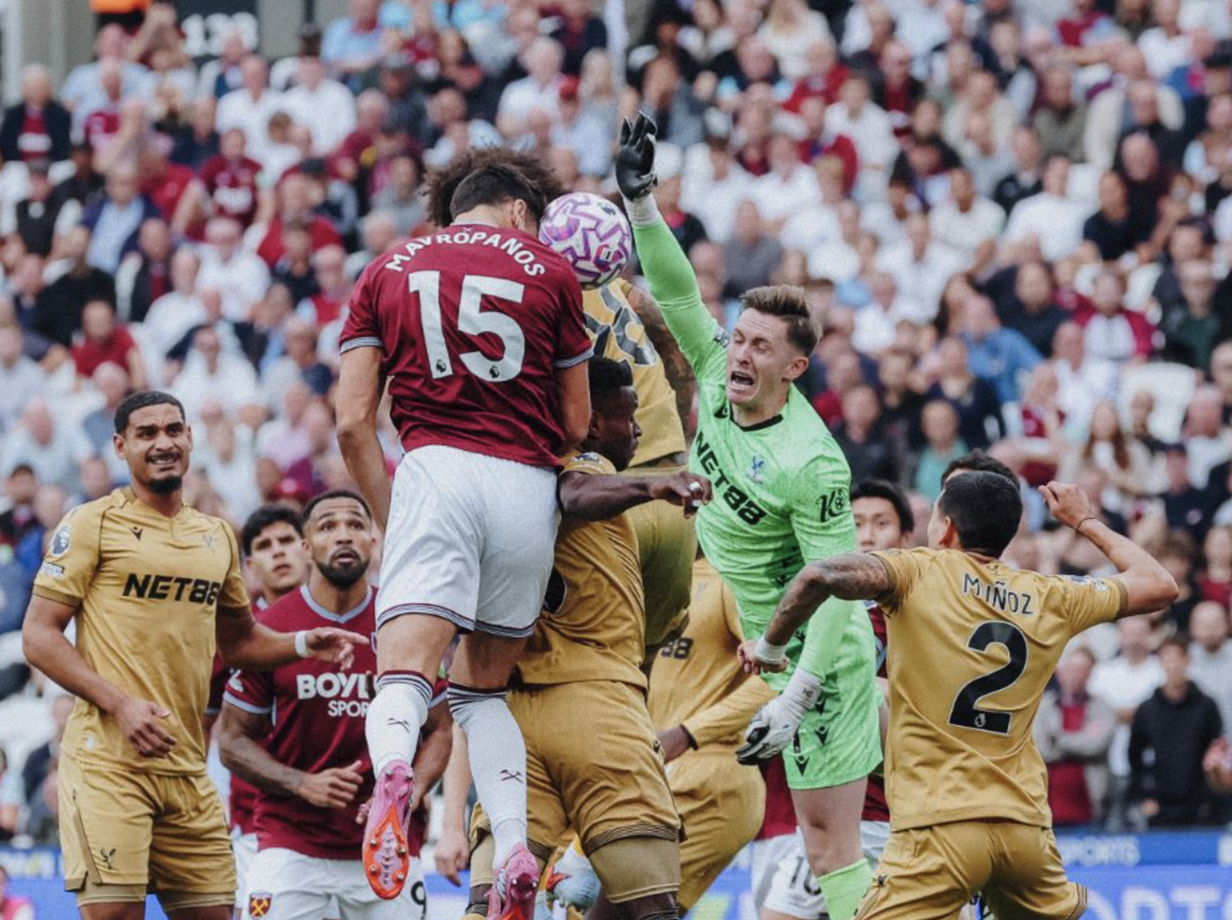 West Ham 0 - 1 Crystal Palace | Half time at London Stadium